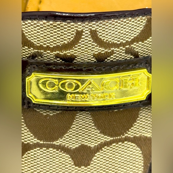 Coach | Shoes | Coach Felisha Signature Jacquard Moccasin Driving Shoes ...